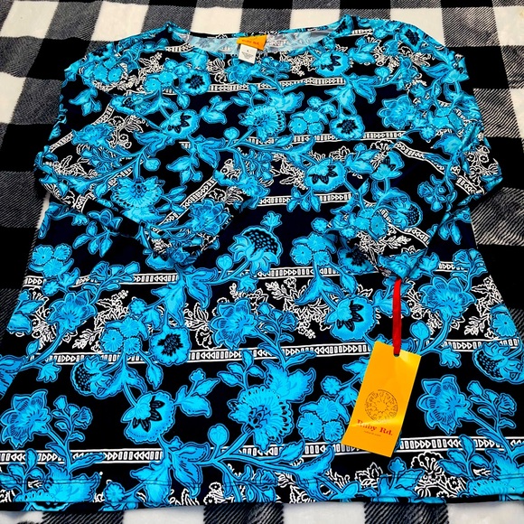 Ruby Rd. | Tops | Ruby Rd Blue Floral Print Top | Poshmark
